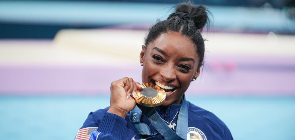 Simone Biles tiene el combo de maquillaje low cost que necesitas | Mujerhoy